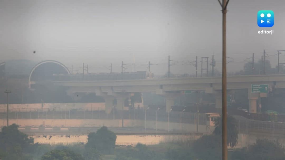 Delhi Engulfed in Dense Fog, Air Quality Improves to ‘Very Poor’ | Editorji